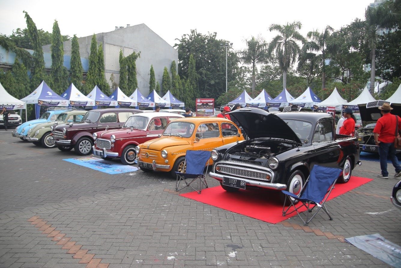 Classic Wheels and Nature: The Thrill of Indonesia’s National Classic ...